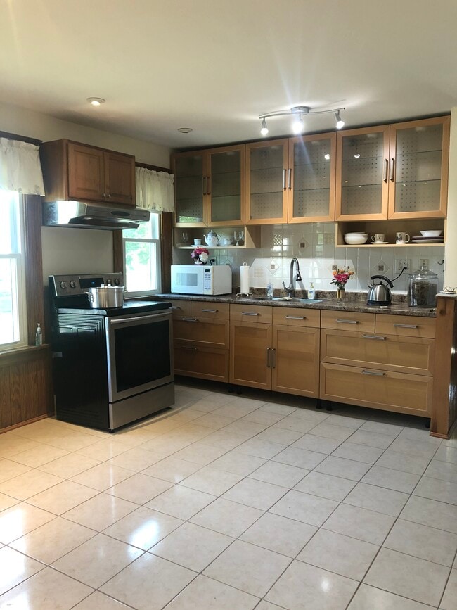 14 Edgewater Ave Unit 2, Shrewsbury, MA 01545 - 14 Edgewater Ave ...