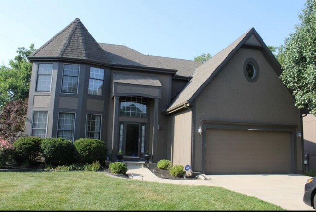 Stanley KS Houses for Rent with Utilities Included - 2 Homes ...