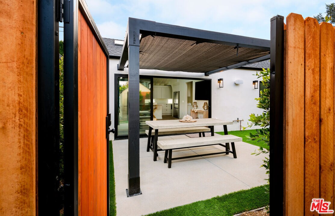 12216 Juniette St, Los Angeles, CA 90230 - House Rental in Los Angeles ...