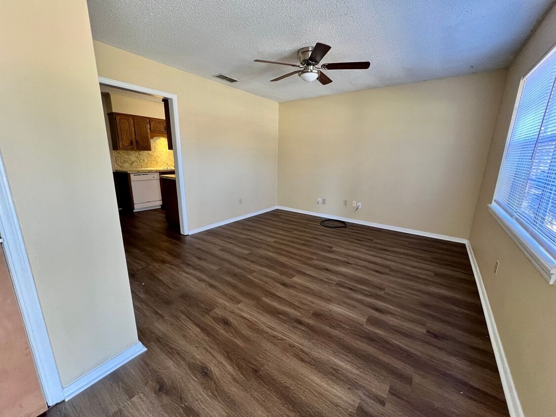1112-1114 Tancred St Unit 1112, Fort Smith, AR 72903 - Room for Rent in ...