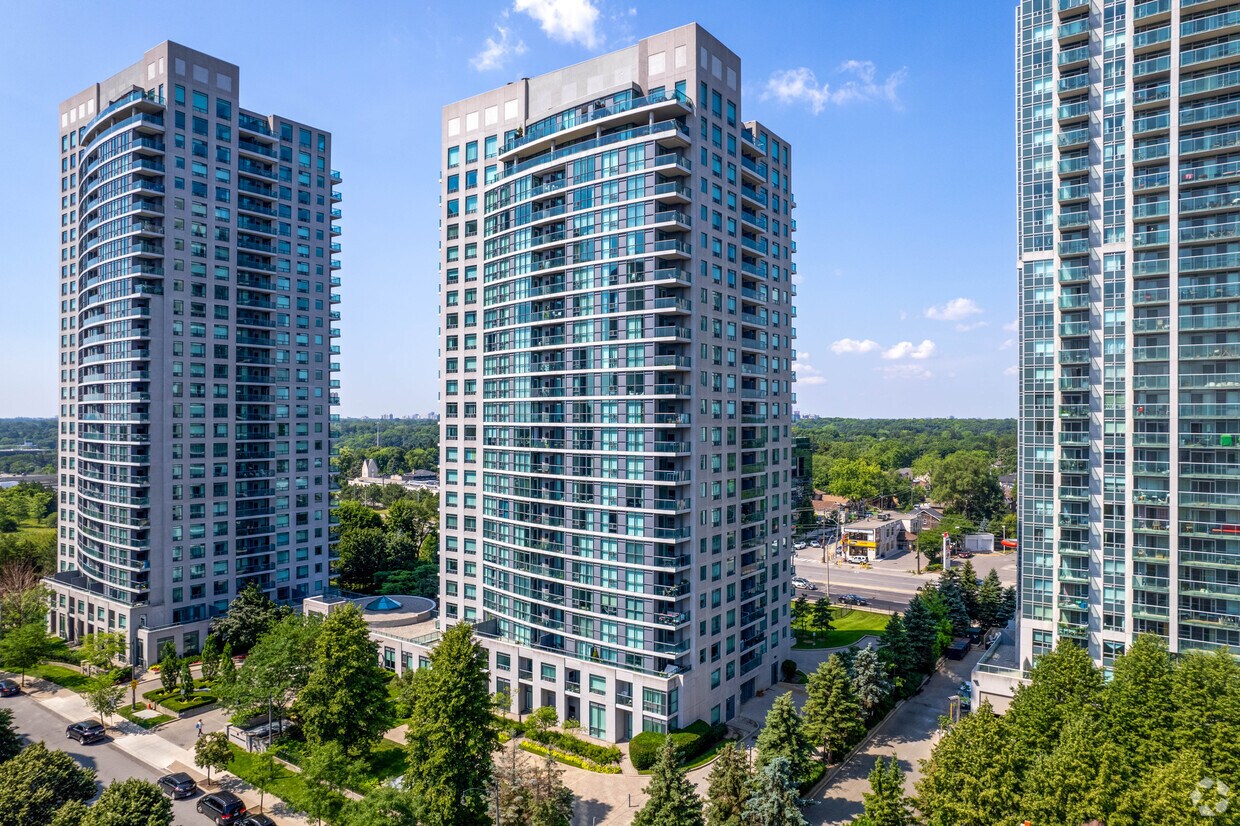 The Spectrum II Apartments - 28 Harrison Garden Blvd Toronto, ON ...