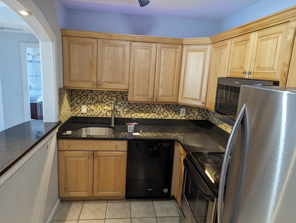 100 Marion St Unit 41, Brookline, MA 02446 - Condo for Rent in ...