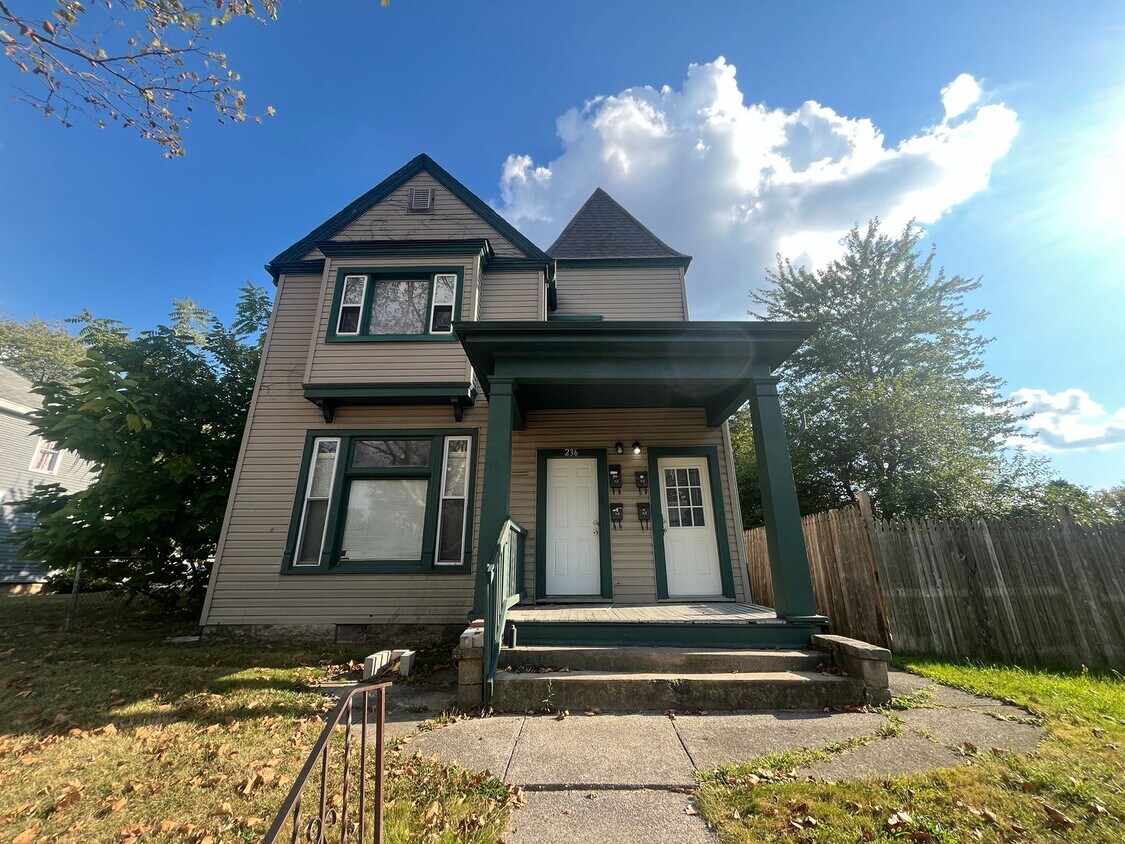 236 E Dewald St Unit Apt 3, Fort Wayne, IN 46803 - Room for Rent in ...