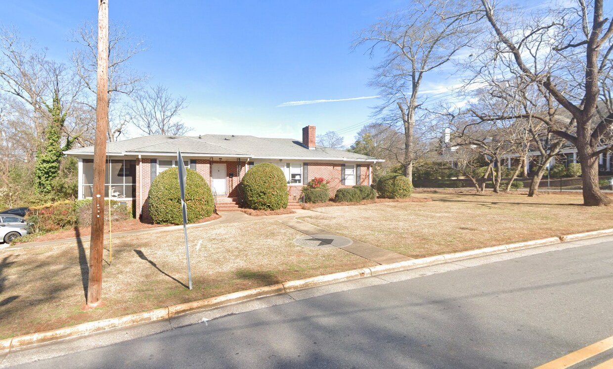 210 Westview Dr, Athens, GA 30606 - Townhome Rentals in Athens GA ...