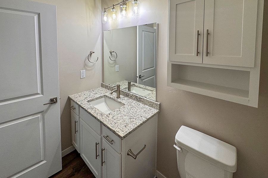 TIMBER CAMP LUXURY APARTMENT HOMES - 1525 E Wall St Eagle River, WI ...