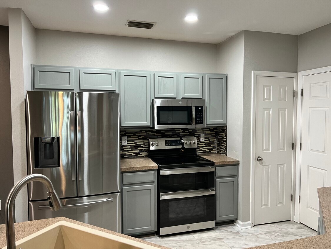 785 Oakleaf Plantation Pky Unit 113, Orange Park, FL 32065 - Condo for ...