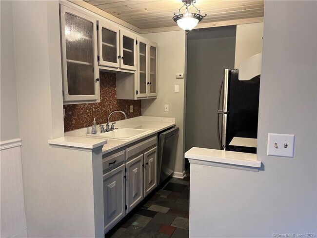 29 Balance Rock Rd Unit 12, Seymour, CT 06483 - Condo for Rent in ...