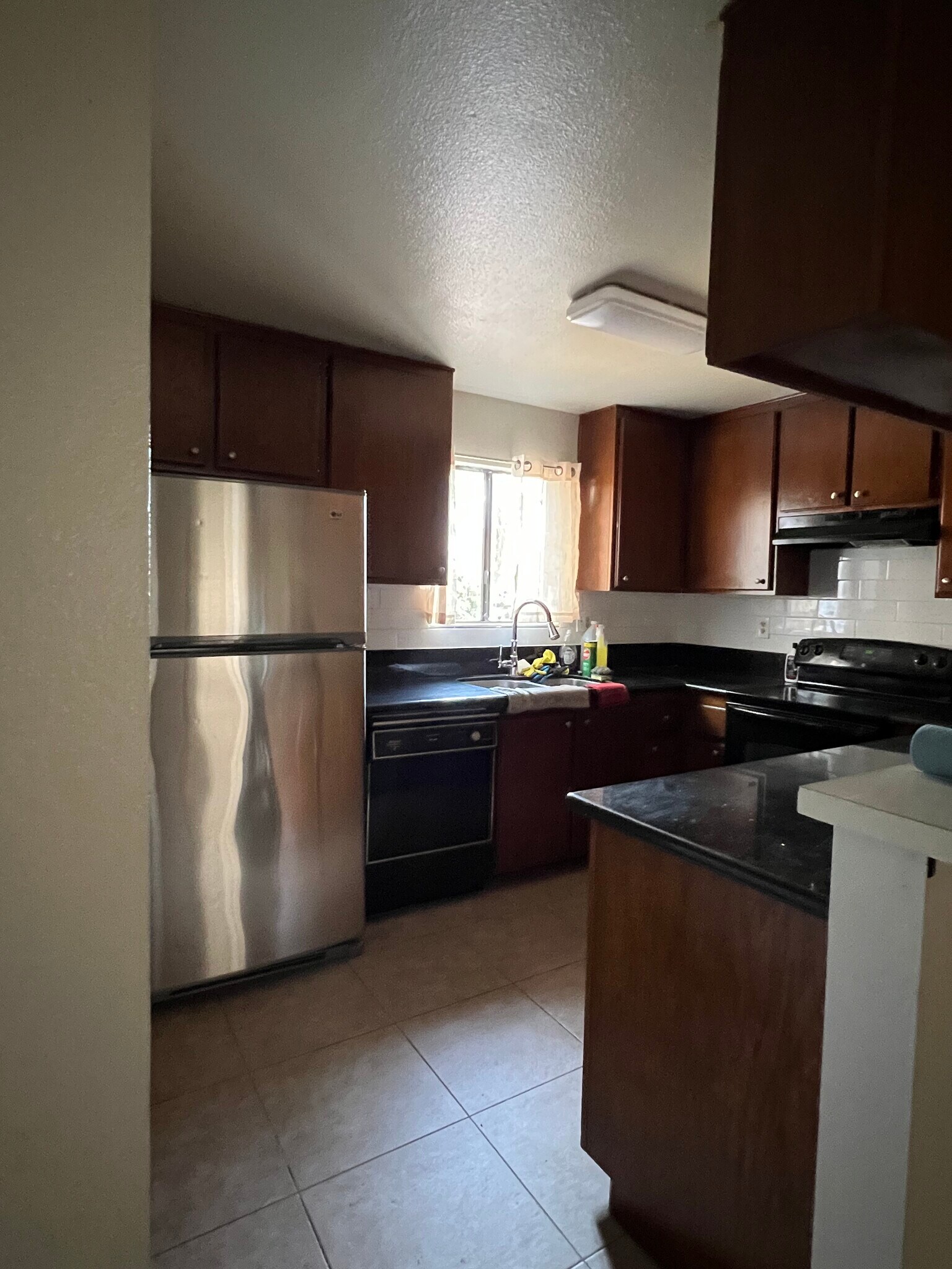 2343 E 17Th St Unit 106, Long Beach, CA 90804 - Condo for Rent in Long ...