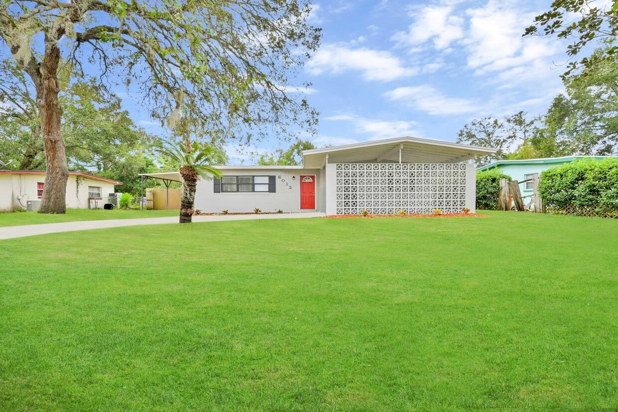 6012 Oakcrest Cir - House Rental in Orlando, FL | Apartments.com