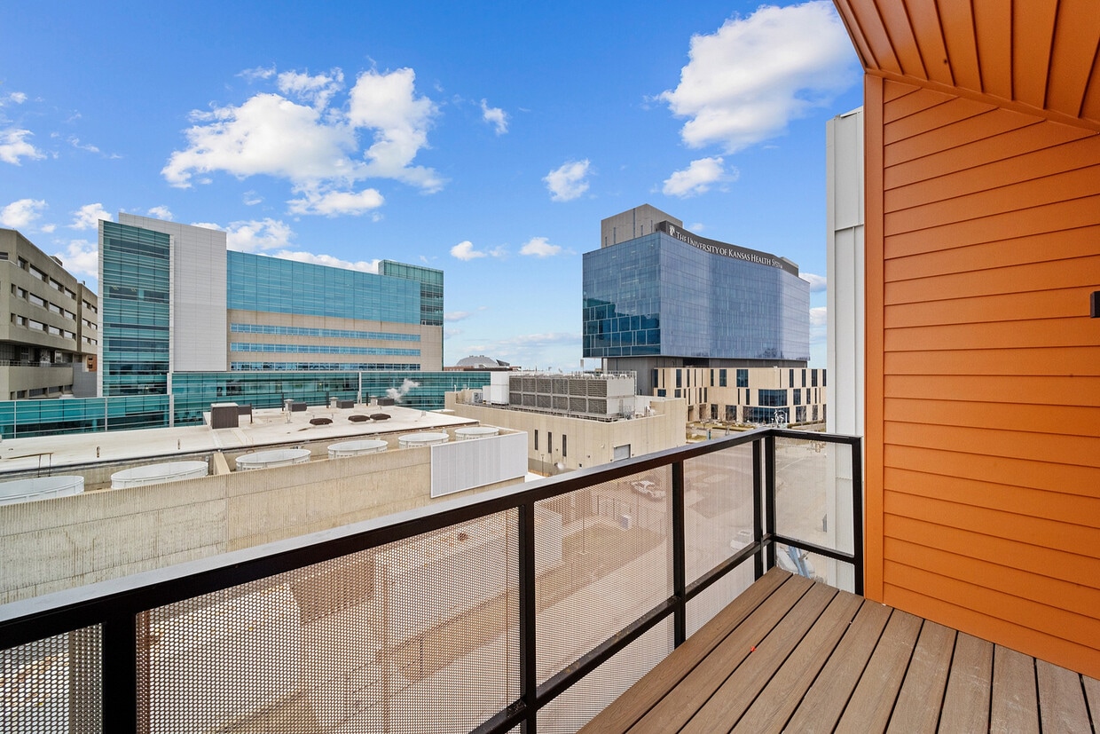 Citizen - 3939 State Line Rd Kansas City, MO 64111 | Apartments.com