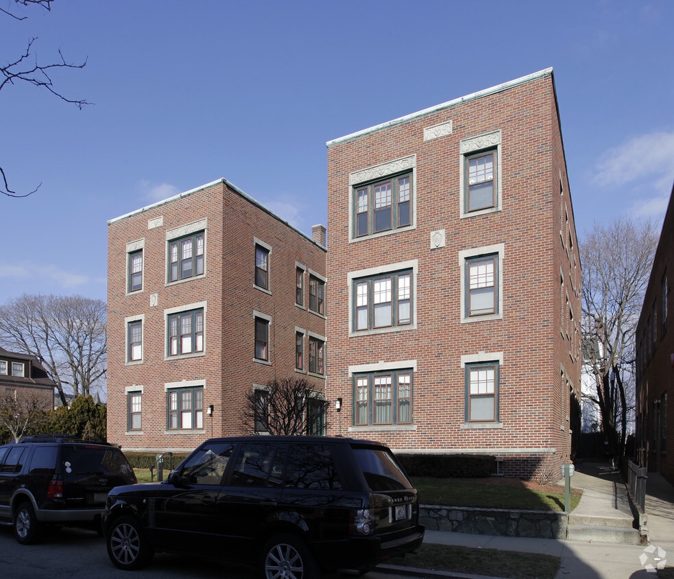 94 Medway St, Providence, RI 02906 - 94 Medway St Providence, RI 02906 ...