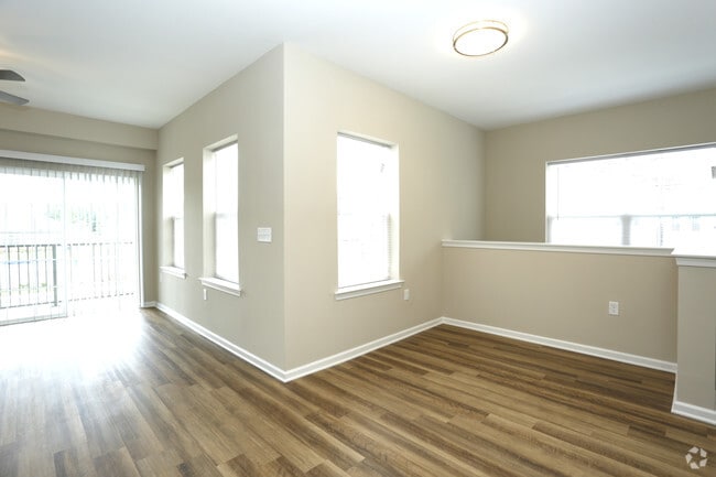 The Ponds at Jackson Twenty-One Apartments - Jackson, NJ | Apartments.com