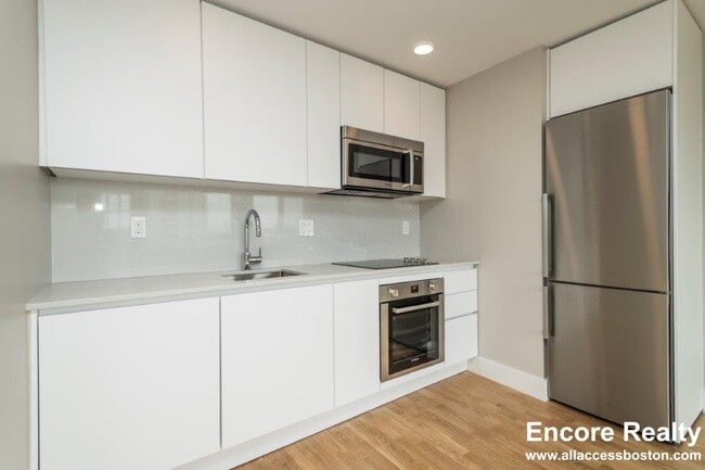 334 Harvard St Unit N13, Cambridge, MA 02139 | Apartments.com
