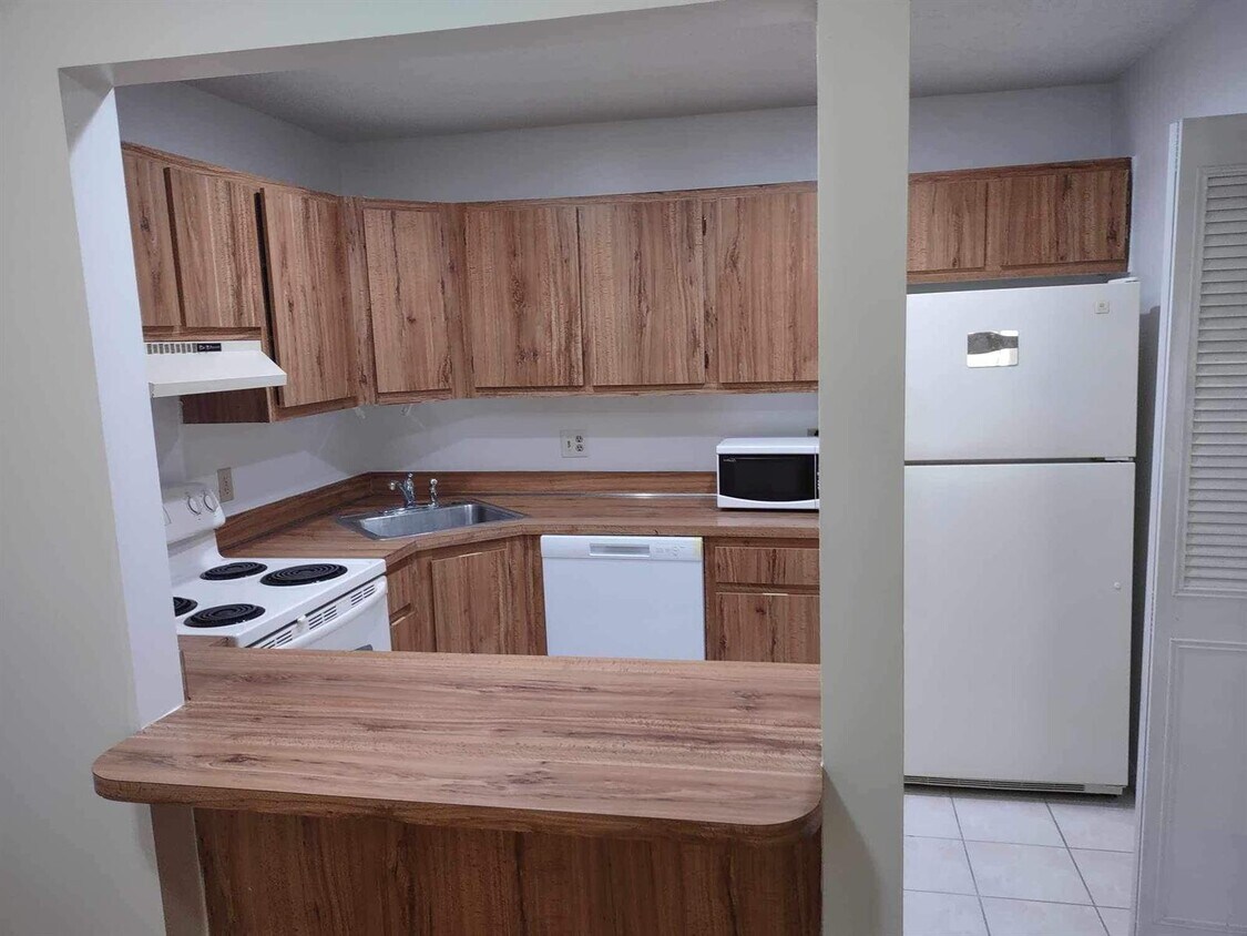 4975 Sable Pine Cir Unit b2, West Palm Beach, FL 33417 - Condo for Rent ...