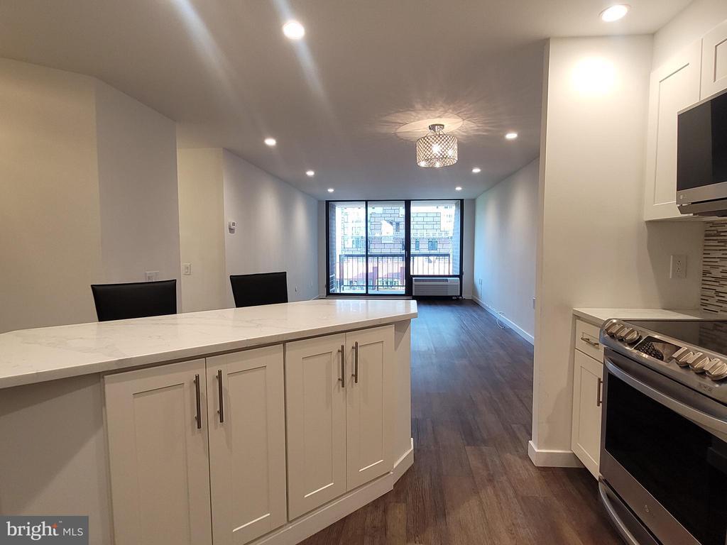 241 S 6th St Unit 1203D, Philadelphia, PA 19106 - Room for Rent in ...