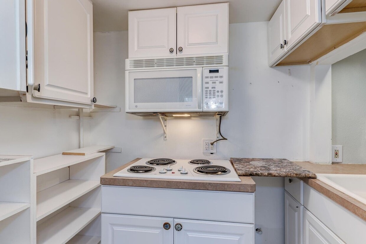 3308 N Bogus Basin Rd Unit B, Boise, ID 83702 - Room for Rent in Boise ...