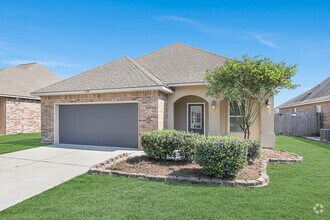 Keystone of Galvez Apartments for Rent with Parking - Prairieville, LA ...