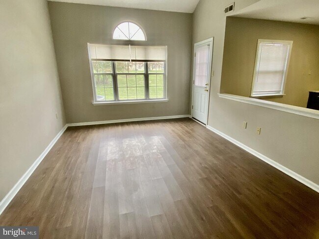 25 Sequoia Dr, Newtown, PA 18940 - Townhome Rentals in Newtown PA ...