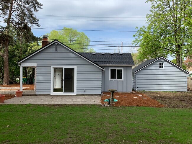 4970 SW Lombard Ave, Beaverton, OR 97005 - House Rental in Beaverton ...