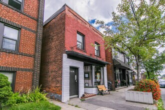 Best Luxury Apartments, Condos and Houses for Rent in Toronto, ON ...