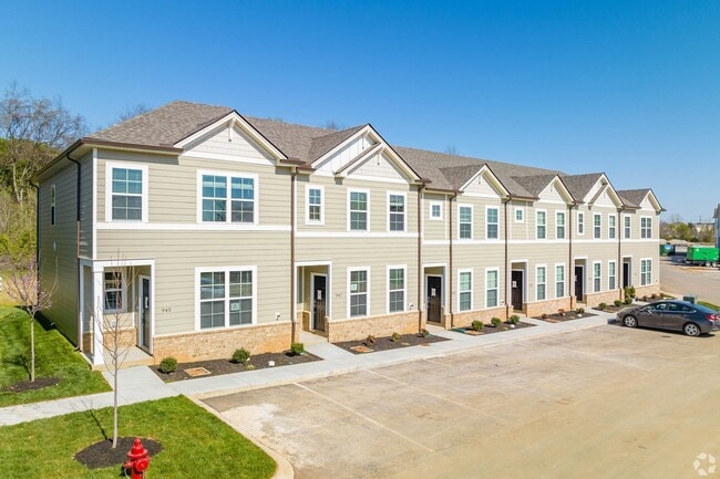 Townes at Hamilton - 1020 Hamilton Crossing Antioch, TN - Apartments ...