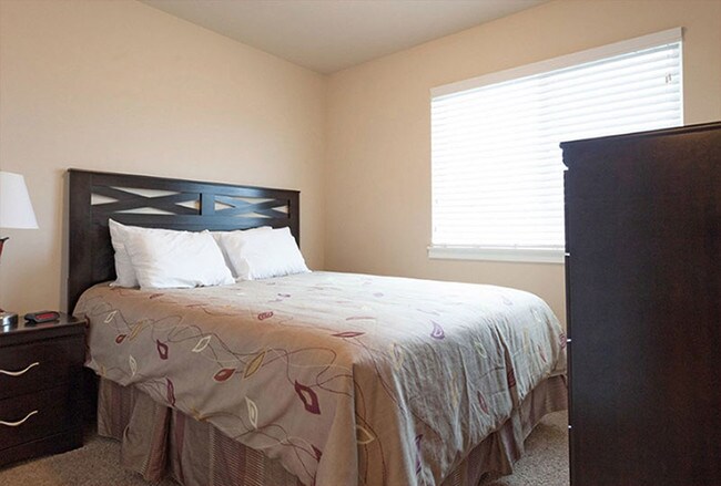 Strata Estates of Watford City Apartments - Watford City, ND ...