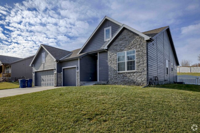 Tiburon Ridge Condos for Rent - Gretna, NE | Apartments.com