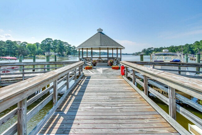 1292 Laskin Rd, Virginia Beach, VA 23451 - Townhome Rentals in Virginia ...