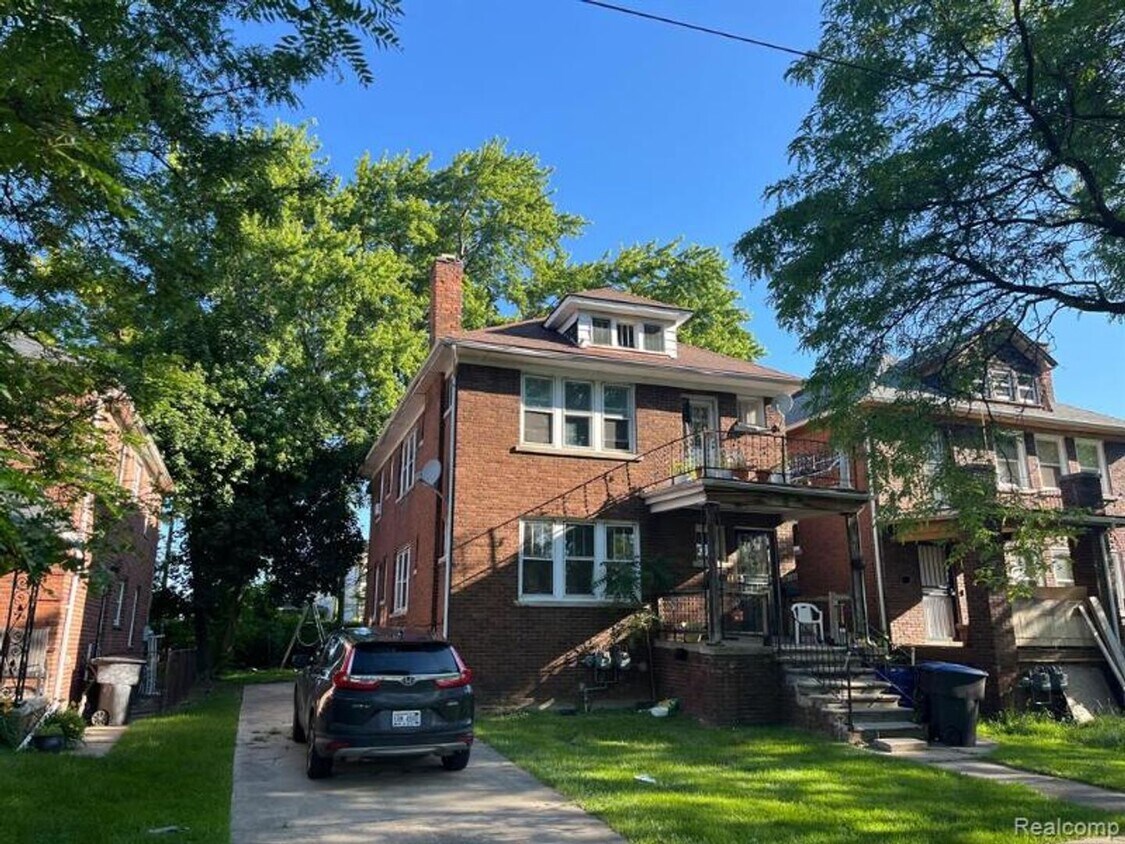 13329-13331 Averhill Ct Unit 13329, Detroit, MI 48215 - Room for Rent ...