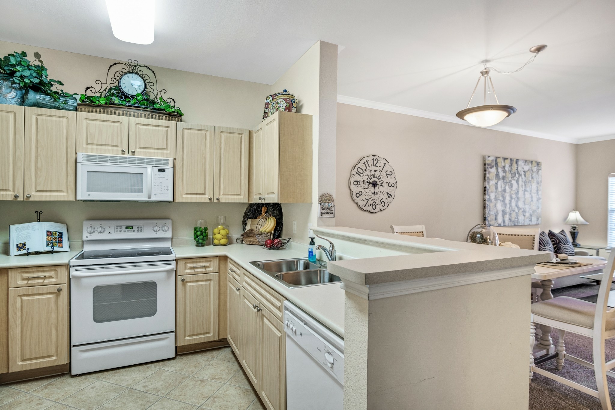 Springfield Apartments - 902 Milwaukee Ave Lubbock, TX 79416 ...