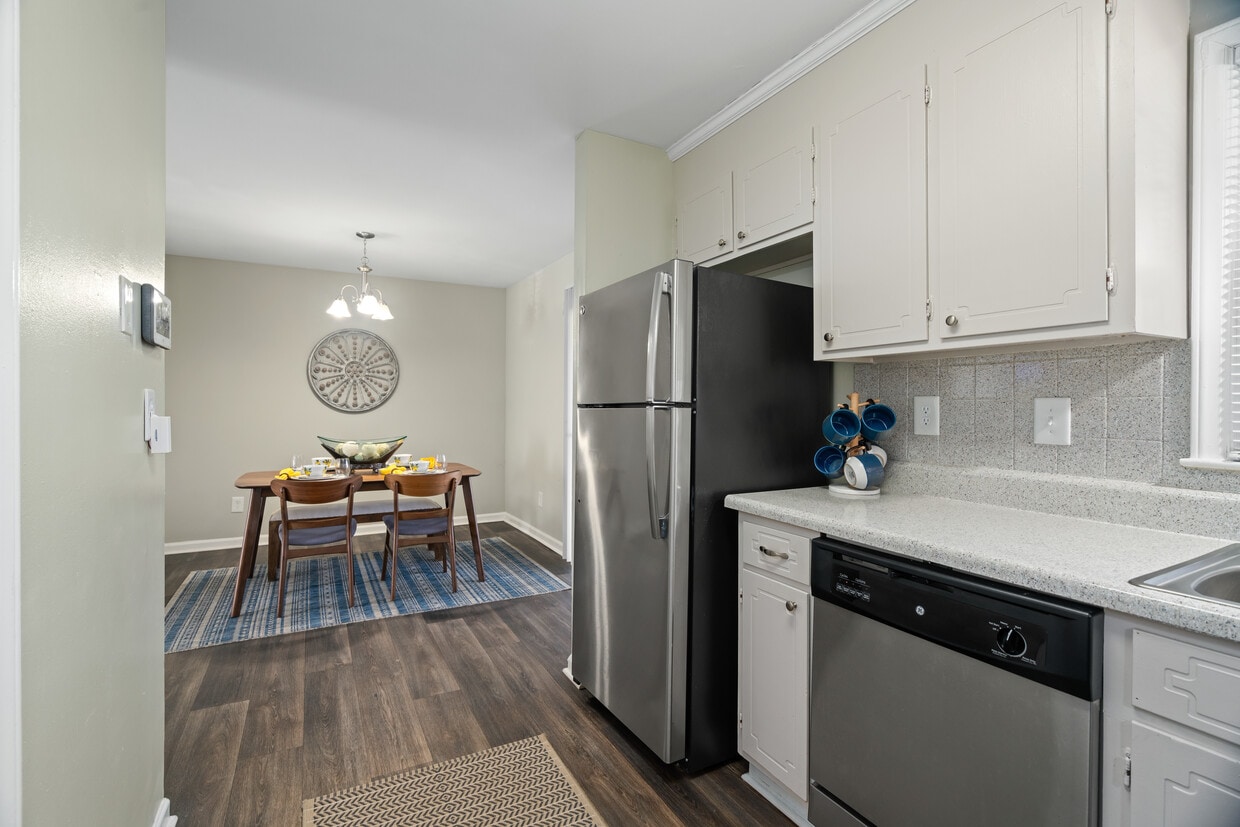 Maple Run - 2003 Canterwood Dr Charlotte, NC 28213 | Apartments.com