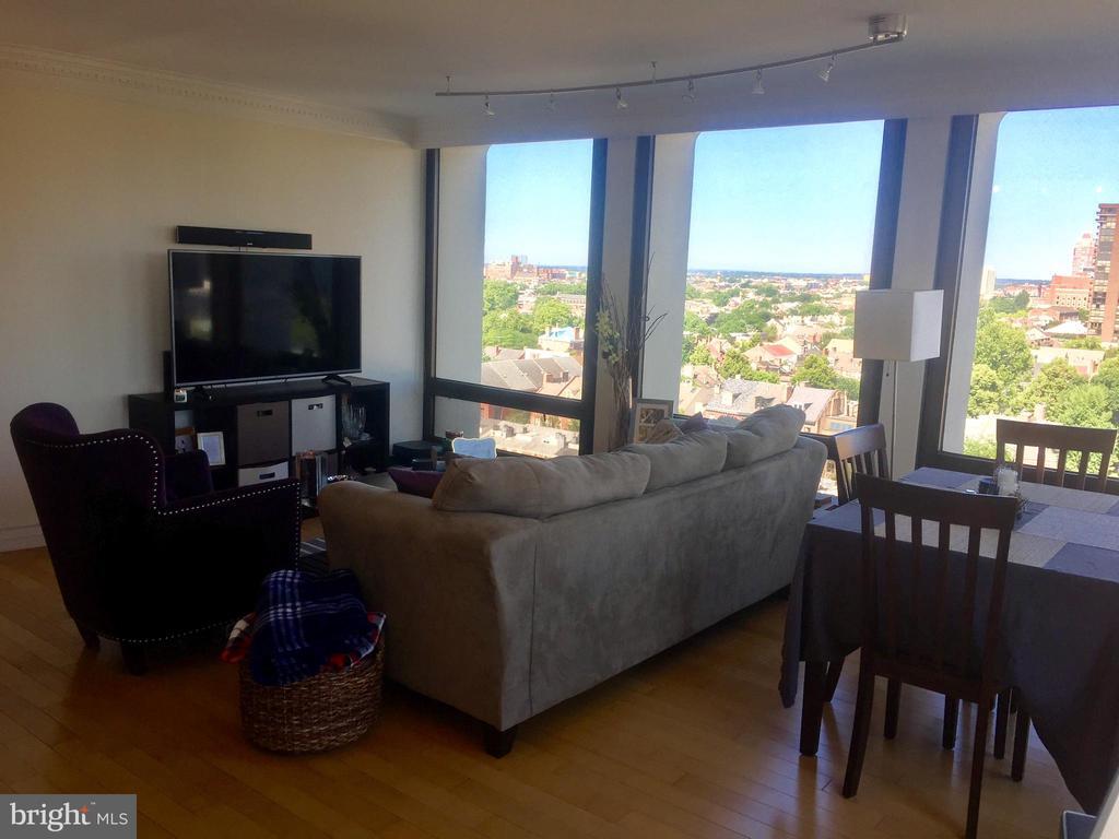 210 Locust St Unit 12GW, Philadelphia, PA 19106 - Room for Rent in ...