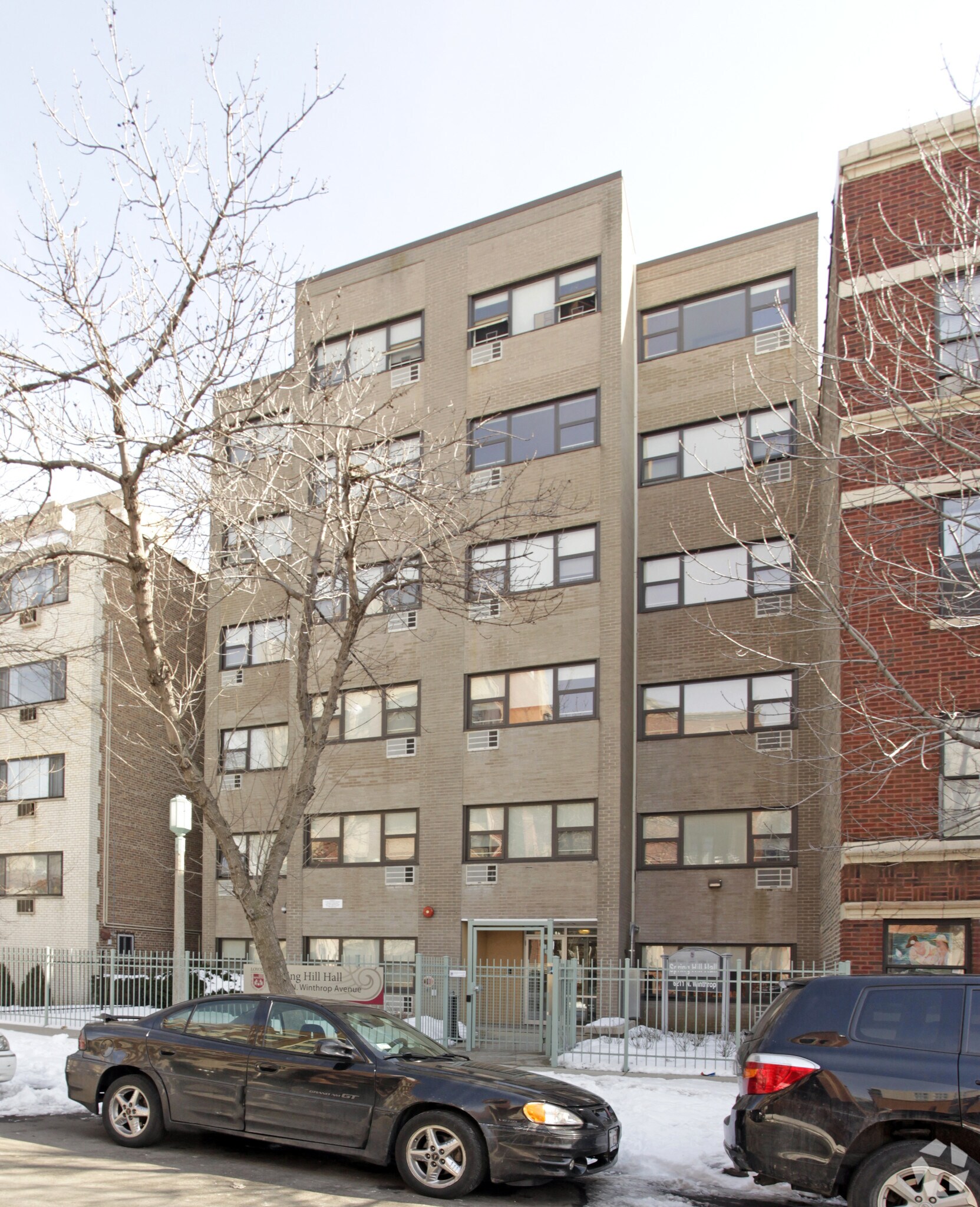 Spring Hill Hall - 6211 N Winthrop Ave Chicago, IL 60660 | Apartments.com
