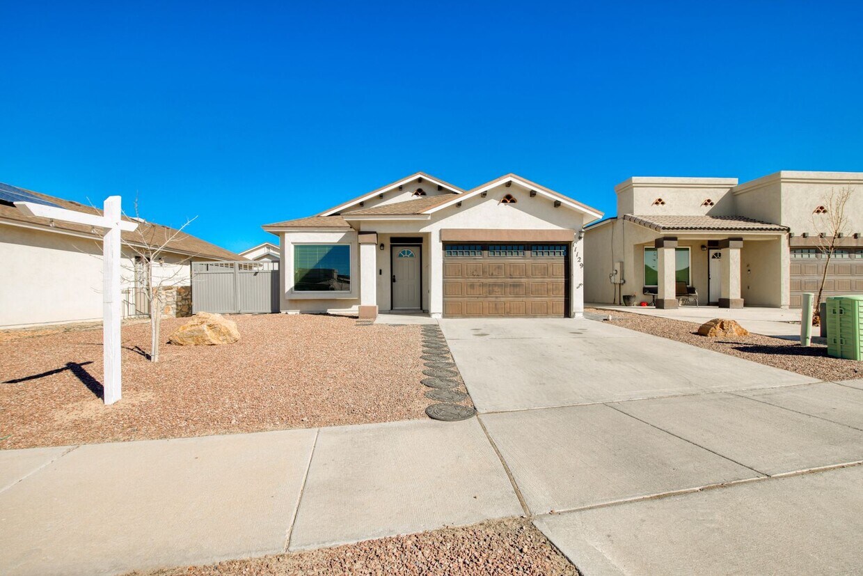 11129 Ida Coldwell Ln, El Paso, TX 79927 - House Rental in El Paso, TX ...