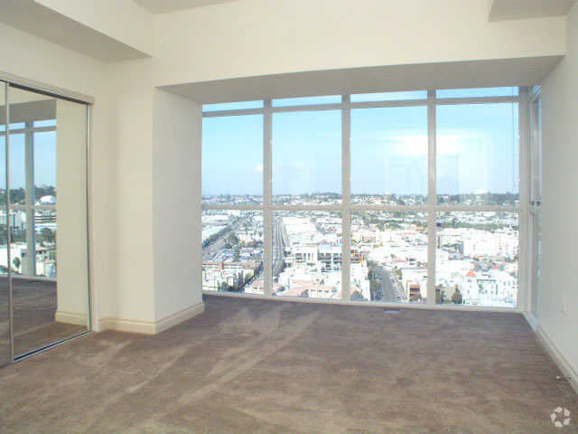 Allegro Towers Rentals - San Diego, CA | Apartments.com