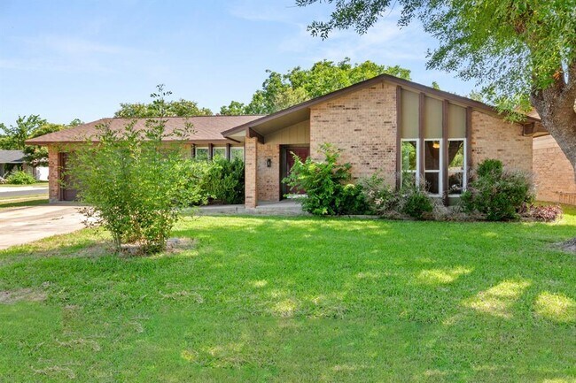 10425 Quail Ridge Dr, Austin, TX 78758 - House Rental in Austin, TX ...