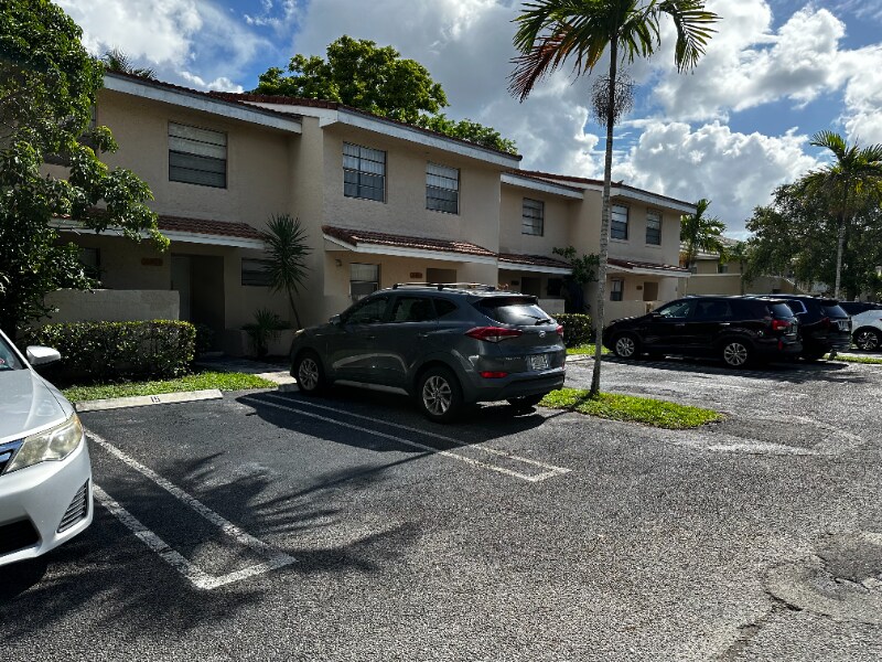 10989 Royal Palm Blvd, Coral Springs, FL 33065 | Apartments.com