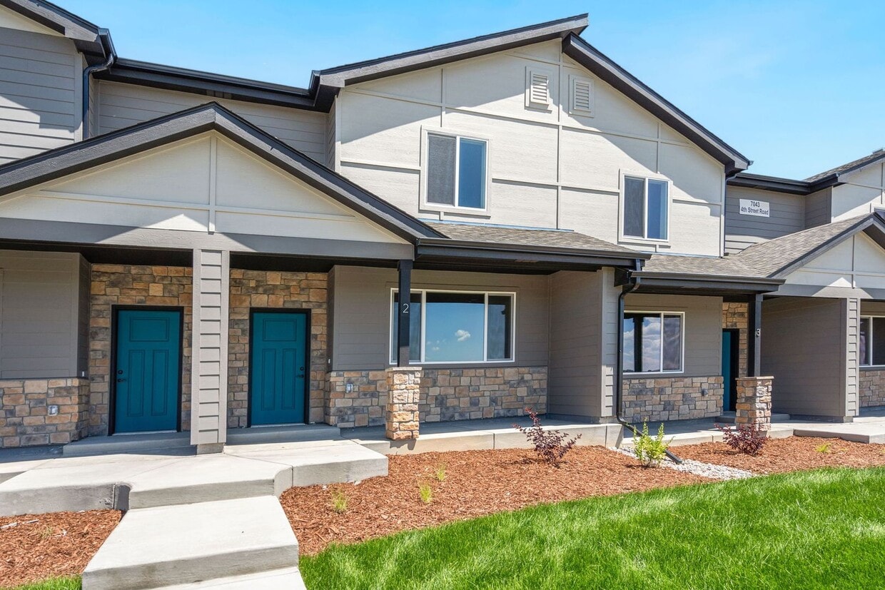 7043 4th St Rd, Greeley, CO 80631 - Townhome Rentals in Greeley CO ...