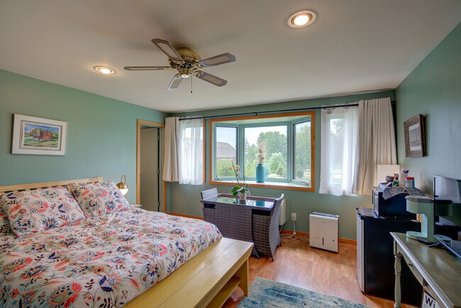 8283 N Riley Rd Unit Guest Suite, Verona, WI 53593 - 8283 N Riley Rd ...