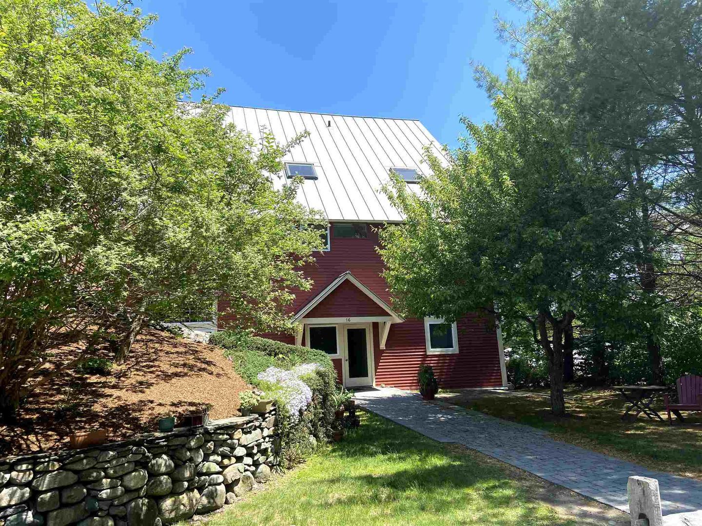 16 Hemlock Ridge Dr, Hartford, VT 05001 - Condo for Rent in Hartford ...