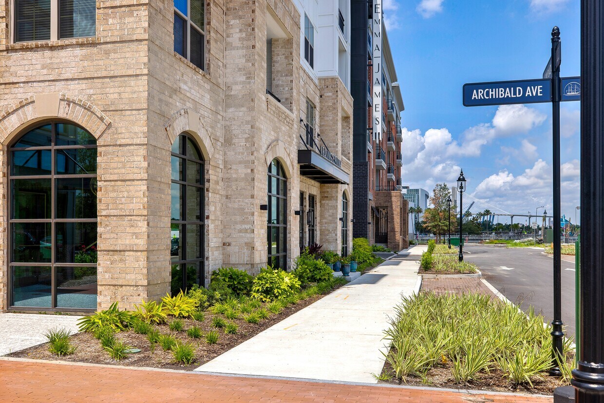 EmmaJames - 101 Cay Plz Savannah, GA 31421 | Apartments.com