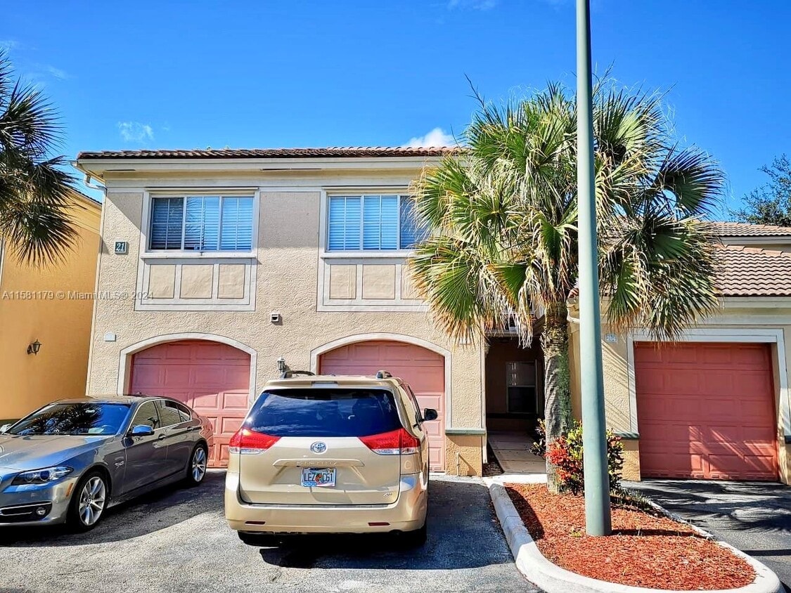 2412 Centergate Dr, Miramar, FL 33025 - Townhome Rentals in Miramar FL ...