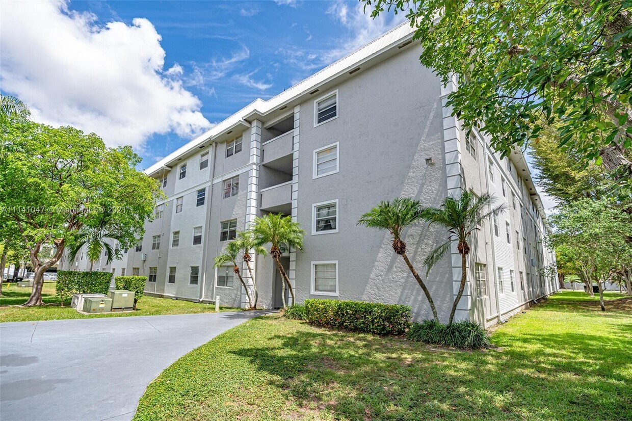 17255 SW 95th Ave Unit 355, Palmetto Bay, FL 33157 - Condo for Rent in ...