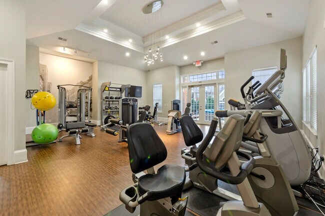 Cortland Olde Raleigh Apartments - 4000-4113 Grand Manor Ct Raleigh, NC ...