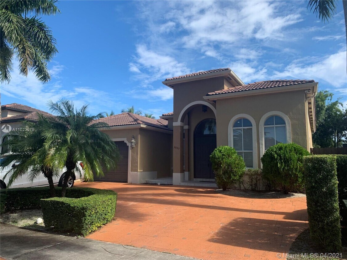 3033 SW 148th Pl, Miami, FL 33185 - House Rental in Miami, FL | Apartments.com