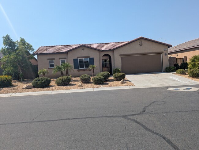 Shadow Ranch Apartments for Rent with a Garage - Indio, CA - Updated ...