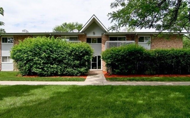 16 Mockingbird Ln Unit 201, Downers Grove Township, IL 60527 - Condo ...