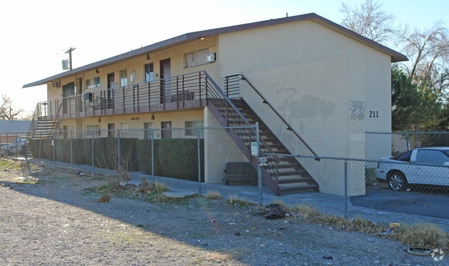 211 S 13th St, Las Vegas, NV 89101 Apartments - Las Vegas, NV ...