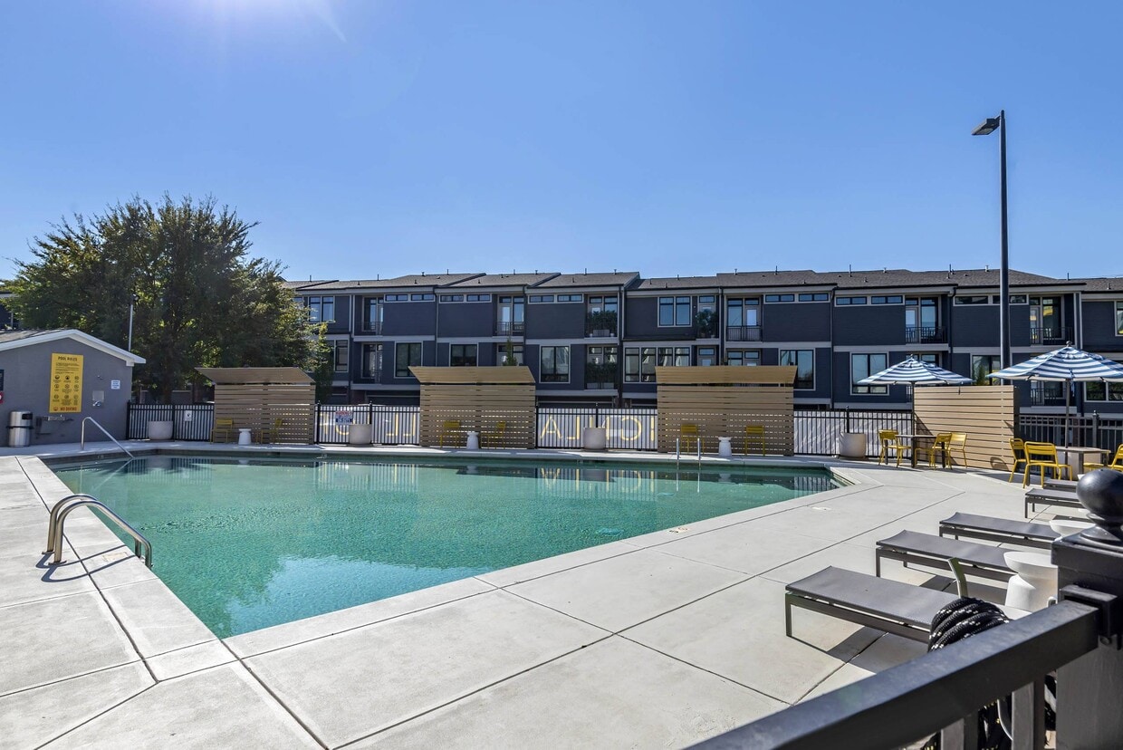 Highland Mill Lofts - 2901 N Davidson St Charlotte, NC 28205 ...