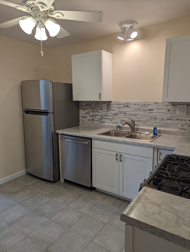 124 W 11th St, Michigan City, IN 46360 - House Rental in Michigan City ...